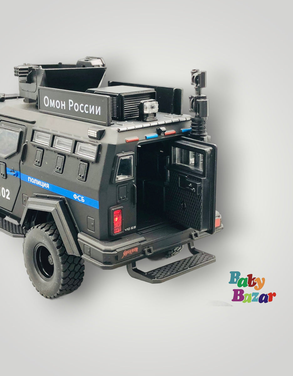 Metal Sabertooth Off-Road Armored Diecast Model Car With Light & Sound ...