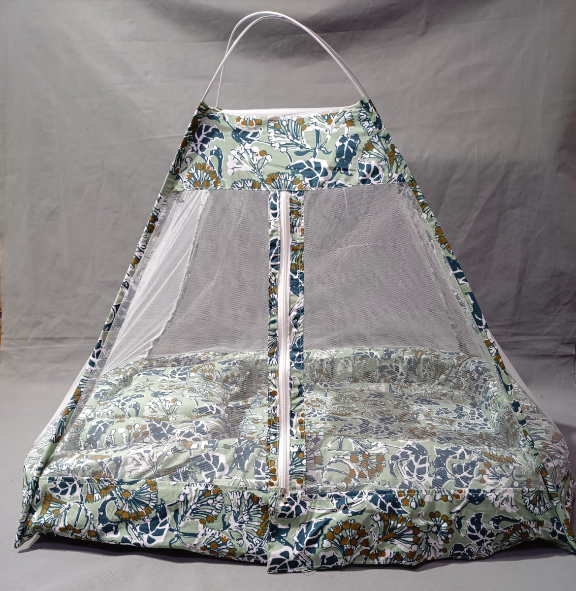 Baby Bed l Carry Cot l Mosquito Bed With Pillows In Green Color – Baby ...