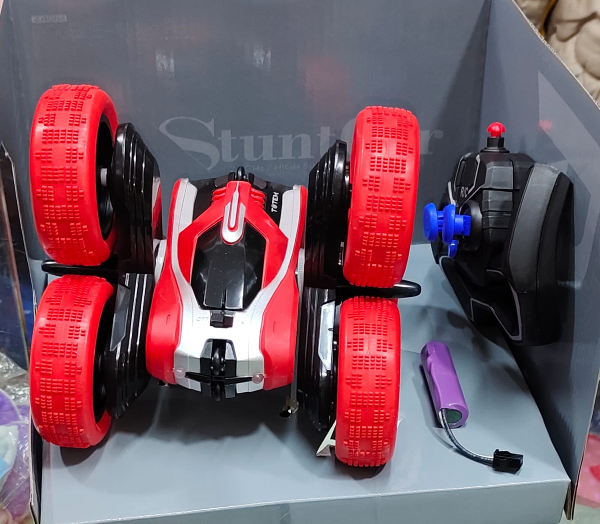 Remote Control Stunt Car Toy For Kids 360 Degree Rotating Car In Red C ...